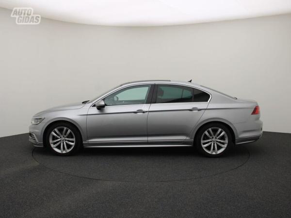 Grey Volkswagen Passat B8 2019 in Vilnius, with an engine capacity of 1.50 L and mileage of 168 thousand km for 16799 €, photo 6 on AUTOMOTO.COM.LV