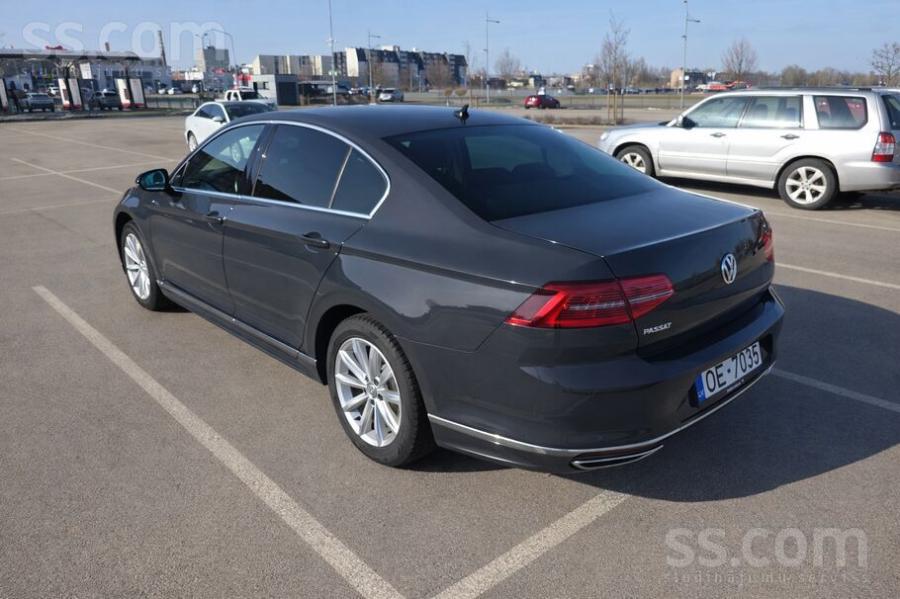 Grey Volkswagen Passat B8 2019 in Riga, with an engine capacity of 1.50 L and mileage of 94 thousand km for 16900 €, photo 4 on AUTOMOTO.COM.LV