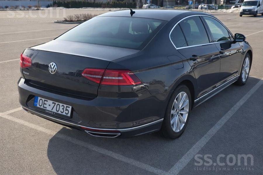 Grey Volkswagen Passat B8 2019 in Riga, with an engine capacity of 1.50 L and mileage of 94 thousand km for 16900 €, photo 5 on AUTOMOTO.COM.LV