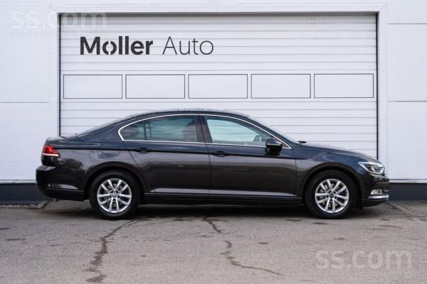 Grey Volkswagen Passat B8 2019 in Riga, with an engine capacity of 2.00 L and mileage of 111 thousand km for 16900 €, photo 5 on AUTOMOTO.COM.LV
