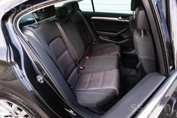 Grey Volkswagen Passat B8 2019 in Riga, with an engine capacity of 2.00 L and mileage of 111 thousand km for 16900 €, photo 7 on AUTOMOTO.COM.LV