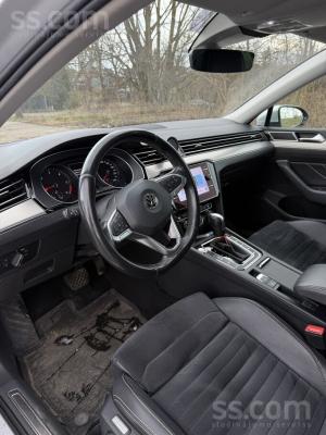 Grey Volkswagen Passat B8 2019 in Riga, with an engine capacity of 2.00 L and mileage of 112 thousand km for 16500 €, photo 6 on AUTOMOTO.COM.LV