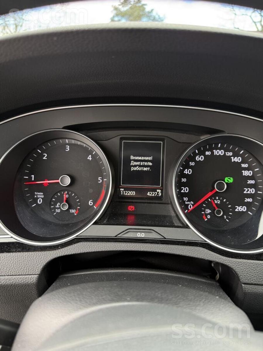Grey Volkswagen Passat B8 2019 in Riga, with an engine capacity of 2.00 L and mileage of 112 thousand km for 16500 €, photo 8 on AUTOMOTO.COM.LV
