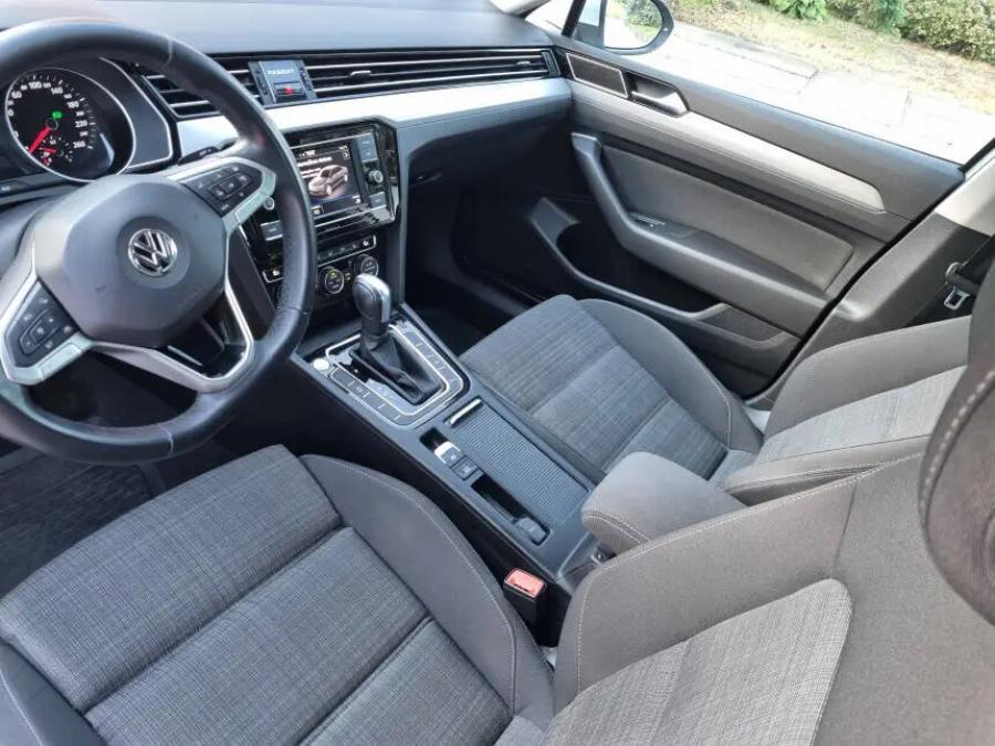 Pelēks Volkswagen Passat B8 2019 Jēkabpils, ar dzinēja tilpumu 1.50 L un nobraukumu 116 tūkst. km par 13990 €, foto 16 vietnē AUTOMOTO.COM.LV