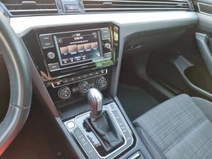 Pelēks Volkswagen Passat B8 2019 Jēkabpils, ar dzinēja tilpumu 1.50 L un nobraukumu 116 tūkst. km par 13990 €, foto 30 vietnē AUTOMOTO.COM.LV