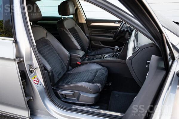 Grey Volkswagen Passat B8 2019 in Riga, with an engine capacity of 2.00 L and mileage of 120 thousand km for 16950 €, photo 6 on AUTOMOTO.COM.LV