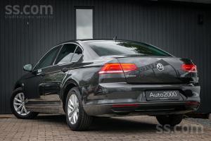 Grey Volkswagen Passat B8 2019 in Tukums, with an engine capacity of 2.00 L and mileage of 99 thousand km for 14990 €, photo 5 on AUTOMOTO.COM.LV
