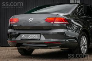 Grey Volkswagen Passat B8 2019 in Tukums, with an engine capacity of 2.00 L and mileage of 99 thousand km for 14990 €, photo 6 on AUTOMOTO.COM.LV