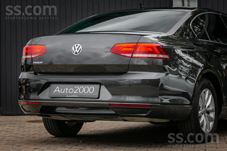 Grey Volkswagen Passat B8 2019 in Tukums, with an engine capacity of 2.00 L and mileage of 99 thousand km for 14990 €, photo 6 on AUTOMOTO.COM.LV