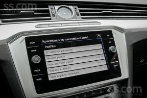 Grey Volkswagen Passat B8 2019 in Tukums, with an engine capacity of 2.00 L and mileage of 99 thousand km for 14990 €, photo 23 on AUTOMOTO.COM.LV