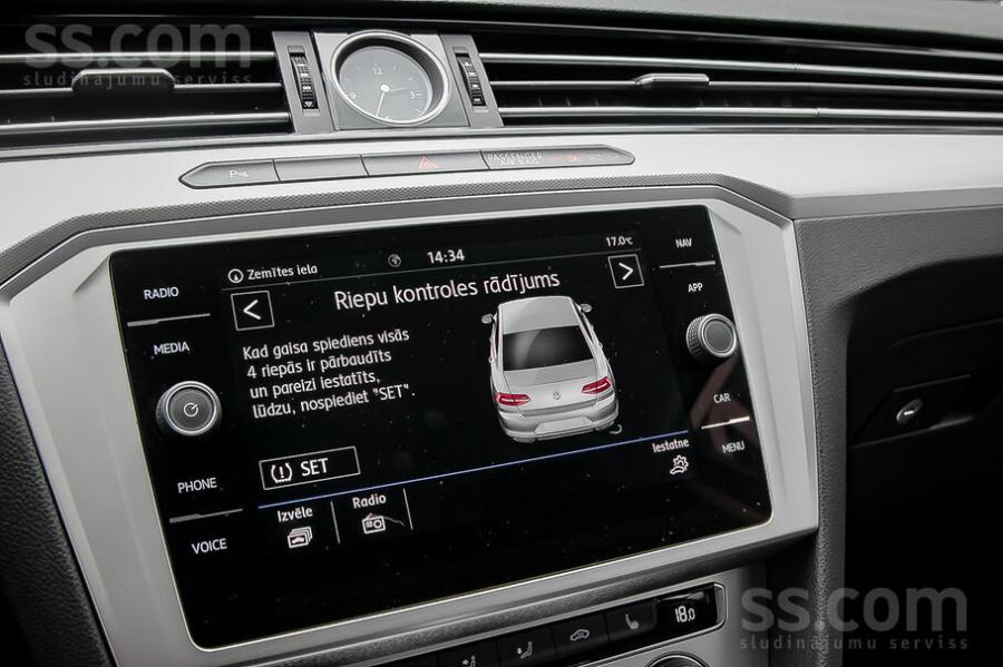 Grey Volkswagen Passat B8 2019 in Tukums, with an engine capacity of 2.00 L and mileage of 99 thousand km for 14990 €, photo 24 on AUTOMOTO.COM.LV