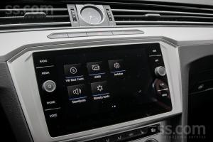 Grey Volkswagen Passat B8 2019 in Tukums, with an engine capacity of 2.00 L and mileage of 99 thousand km for 14990 €, photo 25 on AUTOMOTO.COM.LV