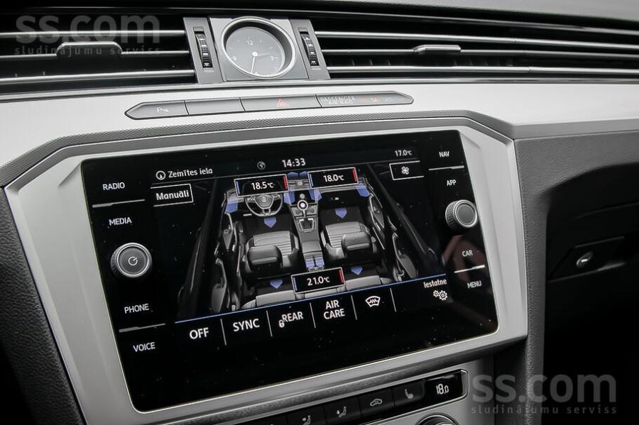 Grey Volkswagen Passat B8 2019 in Tukums, with an engine capacity of 2.00 L and mileage of 99 thousand km for 14990 €, photo 26 on AUTOMOTO.COM.LV