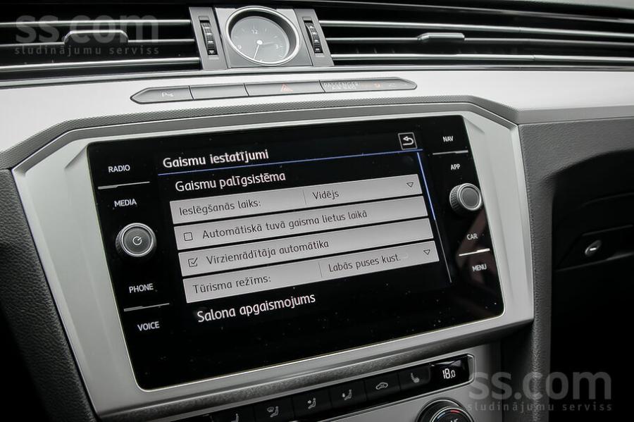 Grey Volkswagen Passat B8 2019 in Tukums, with an engine capacity of 2.00 L and mileage of 99 thousand km for 14990 €, photo 30 on AUTOMOTO.COM.LV