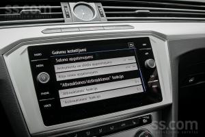 Grey Volkswagen Passat B8 2019 in Tukums, with an engine capacity of 2.00 L and mileage of 99 thousand km for 14990 €, photo 36 on AUTOMOTO.COM.LV