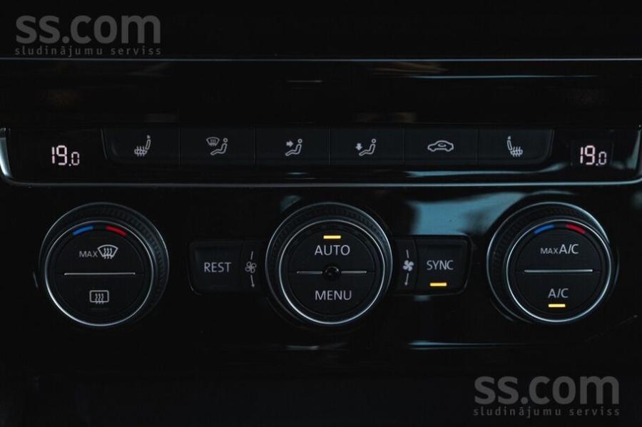 Pelēks Volkswagen Passat B8 2019 Ventspils, ar dzinēja tilpumu 1.50 L un nobraukumu 117 tūkst. km par 18100 €, foto 26 vietnē AUTOMOTO.COM.LV