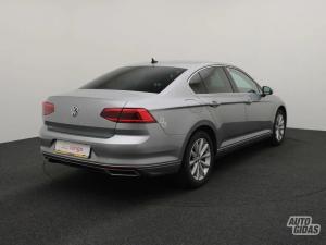 Pelēks Volkswagen Passat B8 2020 Viļņa, ar dzinēja tilpumu 1.60 L un nobraukumu 50 tūkst. km par 18399 €, foto 9 vietnē AUTOMOTO.COM.LV