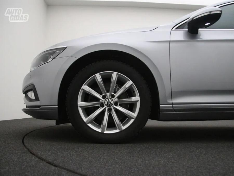 Pelēks Volkswagen Passat B8 2020 Viļņa, ar dzinēja tilpumu 1.60 L un nobraukumu 50 tūkst. km par 18399 €, foto 29 vietnē AUTOMOTO.COM.LV