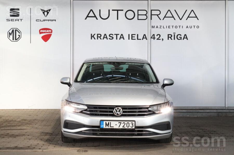 Pelēks Volkswagen Passat B8 2020 Rīga, ar dzinēja tilpumu 1.50 L un nobraukumu 92 tūkst. km par 15500 €, foto 3 vietnē AUTOMOTO.COM.LV