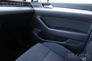 Pelēks Volkswagen Passat B8 2020 Rīga, ar dzinēja tilpumu 1.50 L un nobraukumu 92 tūkst. km par 15500 €, foto 25 vietnē AUTOMOTO.COM.LV