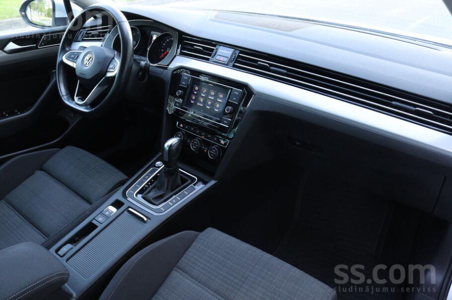 Pelēks Volkswagen Passat B8 2020 Rīga, ar dzinēja tilpumu 1.50 L un nobraukumu 92 tūkst. km par 15500 €, foto 29 vietnē AUTOMOTO.COM.LV