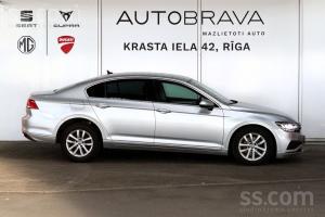 Pelēks Volkswagen Passat B8 2020 Rīga, ar dzinēja tilpumu 1.50 L un nobraukumu 61 tūkst. km par 17990 €, foto 6 vietnē AUTOMOTO.COM.LV