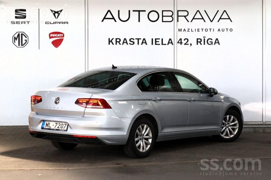 Pelēks Volkswagen Passat B8 2020 Rīga, ar dzinēja tilpumu 1.50 L un nobraukumu 61 tūkst. km par 17990 €, foto 9 vietnē AUTOMOTO.COM.LV