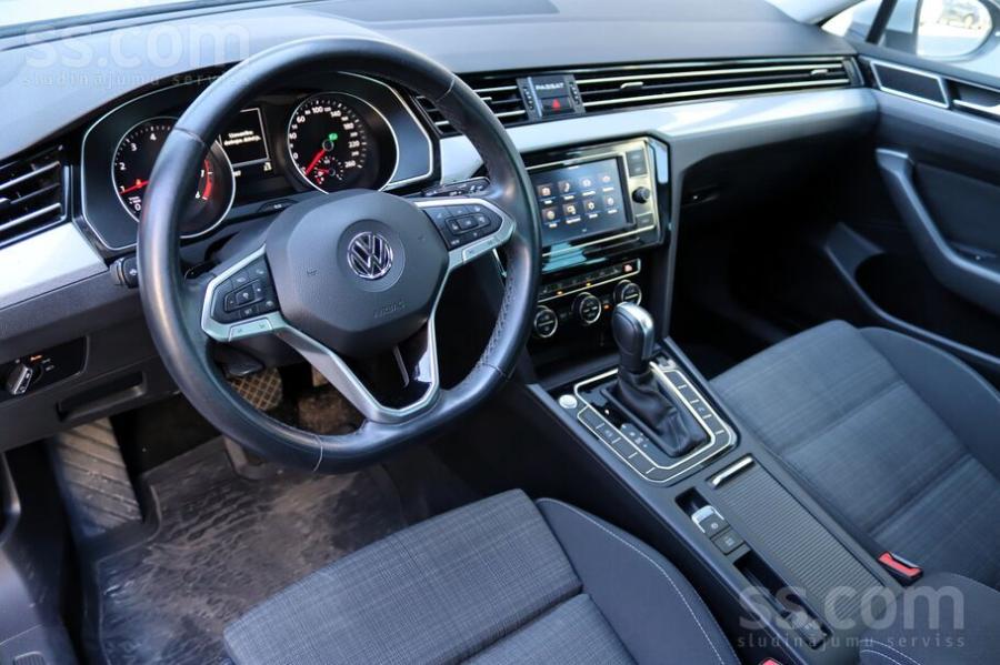 Pelēks Volkswagen Passat B8 2020 Rīga, ar dzinēja tilpumu 1.50 L un nobraukumu 61 tūkst. km par 17990 €, foto 10 vietnē AUTOMOTO.COM.LV