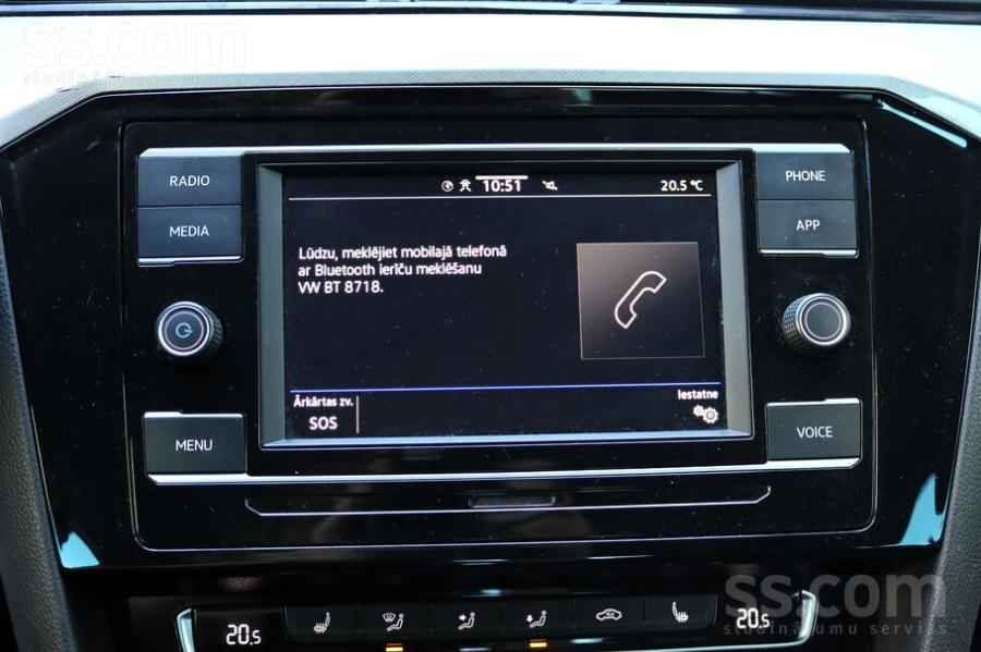 Pelēks Volkswagen Passat B8 2020 Rīga, ar dzinēja tilpumu 1.50 L un nobraukumu 61 tūkst. km par 17990 €, foto 14 vietnē AUTOMOTO.COM.LV