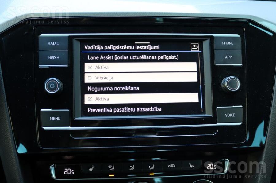 Pelēks Volkswagen Passat B8 2020 Rīga, ar dzinēja tilpumu 1.50 L un nobraukumu 61 tūkst. km par 17990 €, foto 17 vietnē AUTOMOTO.COM.LV