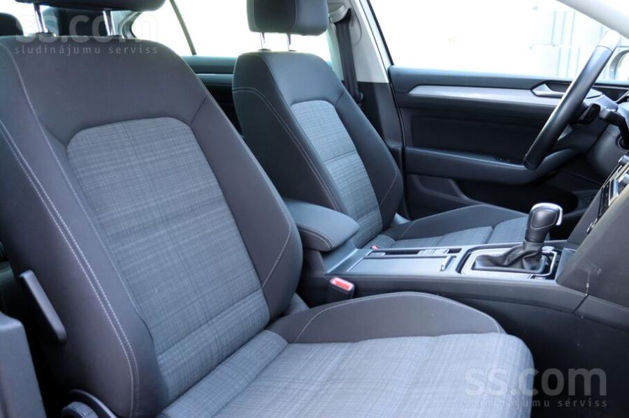 Pelēks Volkswagen Passat B8 2020 Rīga, ar dzinēja tilpumu 1.50 L un nobraukumu 61 tūkst. km par 17990 €, foto 27 vietnē AUTOMOTO.COM.LV