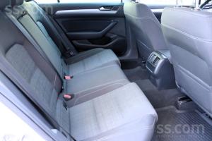 Pelēks Volkswagen Passat B8 2020 Rīga, ar dzinēja tilpumu 1.50 L un nobraukumu 61 tūkst. km par 17990 €, foto 28 vietnē AUTOMOTO.COM.LV