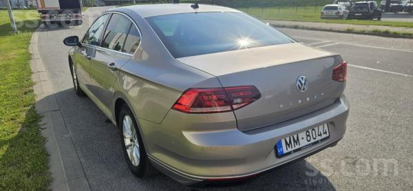 Pelēks Volkswagen Passat B8 2020 Rīga, ar dzinēja tilpumu 1.50 L un nobraukumu 57 tūkst. km par 17100 €, foto 3 vietnē AUTOMOTO.COM.LV