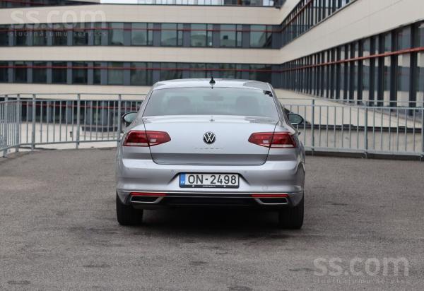 Pelēks Volkswagen Passat B8 2021 Rīga, ar dzinēja tilpumu 1.50 L un nobraukumu 83 tūkst. km par 20980 €, foto 5 vietnē AUTOMOTO.COM.LV
