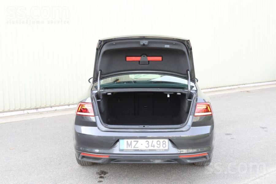 Серый Фольксваген Пассат Б8 2021 в Рига, объемом двигателя 1.50 л и пробегом 68 тыс. км за 16600 €, фото 31 на AUTOMOTO.COM.LV