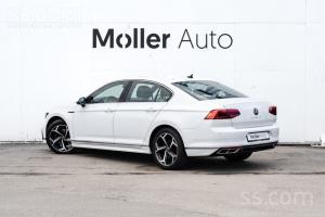 Grey Volkswagen Passat B8 2022 in Riga, with an engine capacity of 2.00 L and mileage of 62 thousand km for 26500 €, photo 3 on AUTOMOTO.COM.LV