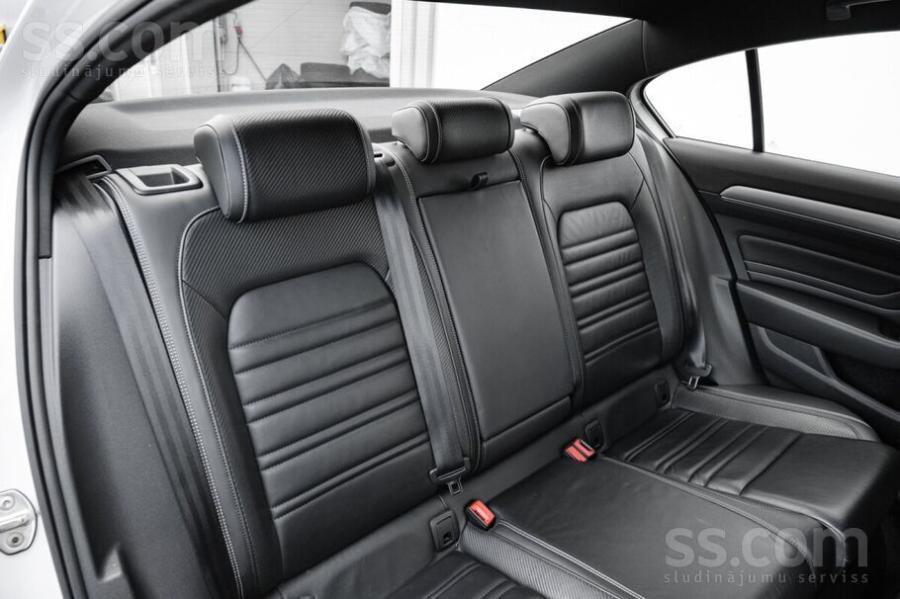 Grey Volkswagen Passat B8 2022 in Riga, with an engine capacity of 2.00 L and mileage of 62 thousand km for 26500 €, photo 9 on AUTOMOTO.COM.LV