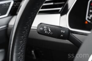 Grey Volkswagen Passat B8 2022 in Riga, with an engine capacity of 2.00 L and mileage of 62 thousand km for 26500 €, photo 15 on AUTOMOTO.COM.LV
