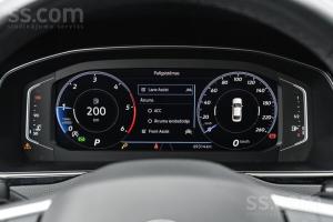 Grey Volkswagen Passat B8 2022 in Riga, with an engine capacity of 2.00 L and mileage of 62 thousand km for 26500 €, photo 16 on AUTOMOTO.COM.LV