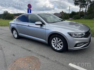 Pelēks Volkswagen Passat B8 2022 Rīga, ar dzinēja tilpumu 1.50 L un nobraukumu 77 tūkst. km par 17900 €, foto 4 vietnē AUTOMOTO.COM.LV