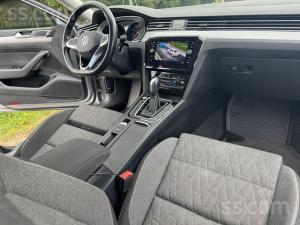 Pelēks Volkswagen Passat B8 2022 Rīga, ar dzinēja tilpumu 1.50 L un nobraukumu 77 tūkst. km par 17900 €, foto 16 vietnē AUTOMOTO.COM.LV
