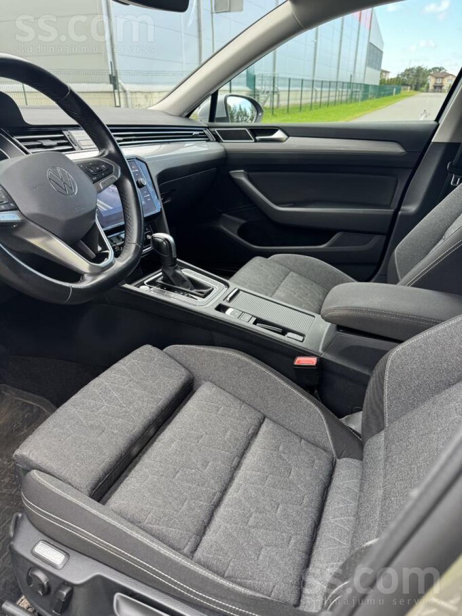 Pelēks Volkswagen Passat B8 2022 Rīga, ar dzinēja tilpumu 1.50 L un nobraukumu 77 tūkst. km par 17900 €, foto 17 vietnē AUTOMOTO.COM.LV