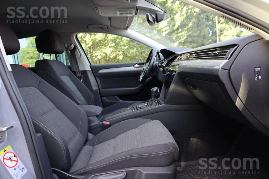Pelēks Volkswagen Passat B8 2022 Rīga, ar dzinēja tilpumu 1.50 L un nobraukumu 65 tūkst. km par 17995 €, foto 16 vietnē AUTOMOTO.COM.LV