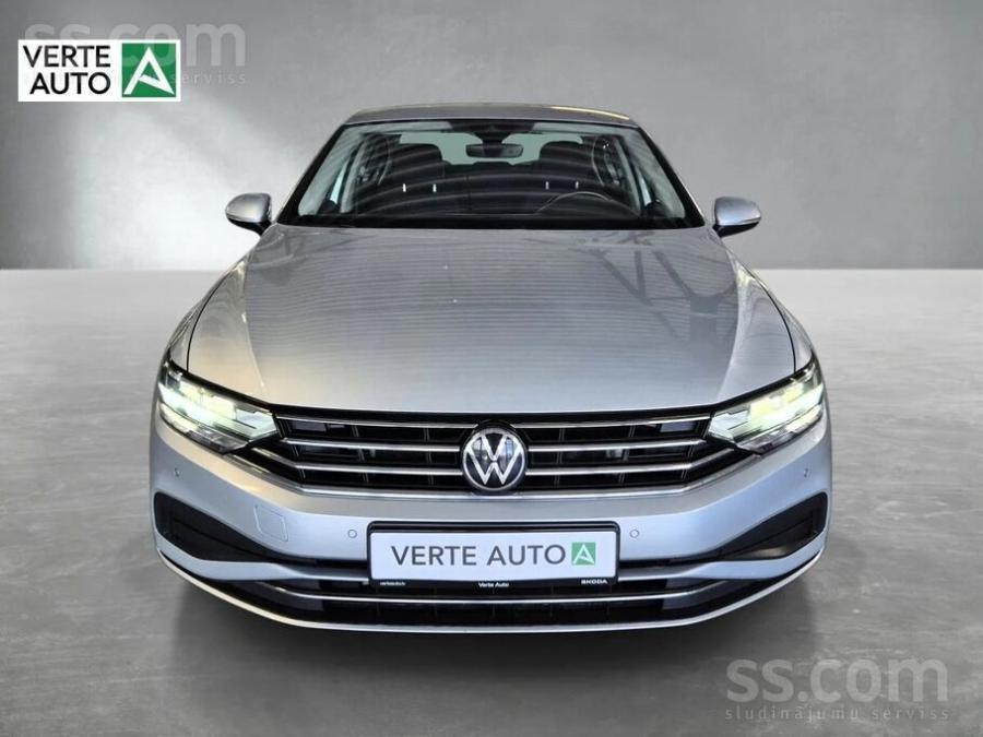 Pelēks Volkswagen Passat B8 2022 Rīga, ar dzinēja tilpumu 2.00 L un nobraukumu 121 tūkst. km par 18990 €, foto 3 vietnē AUTOMOTO.COM.LV