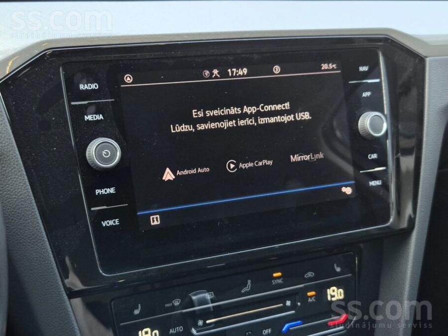 Pelēks Volkswagen Passat B8 2022 Rīga, ar dzinēja tilpumu 2.00 L un nobraukumu 121 tūkst. km par 18990 €, foto 18 vietnē AUTOMOTO.COM.LV