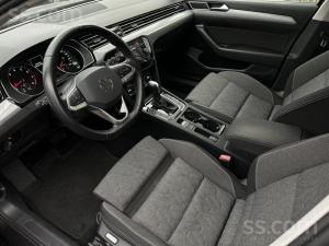 Pelēks Volkswagen Passat B8 2023 Rīga, ar dzinēja tilpumu 1.50 L un nobraukumu 56 tūkst. km par 22950 €, foto 8 vietnē AUTOMOTO.COM.LV