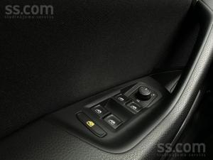 Pelēks Volkswagen Passat B8 2023 Rīga, ar dzinēja tilpumu 1.50 L un nobraukumu 56 tūkst. km par 22950 €, foto 10 vietnē AUTOMOTO.COM.LV