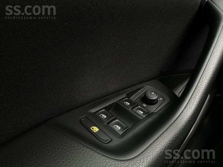 Pelēks Volkswagen Passat B8 2023 Rīga, ar dzinēja tilpumu 1.50 L un nobraukumu 56 tūkst. km par 22950 €, foto 10 vietnē AUTOMOTO.COM.LV
