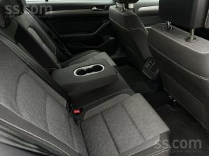 Pelēks Volkswagen Passat B8 2023 Rīga, ar dzinēja tilpumu 1.50 L un nobraukumu 56 tūkst. km par 22950 €, foto 20 vietnē AUTOMOTO.COM.LV