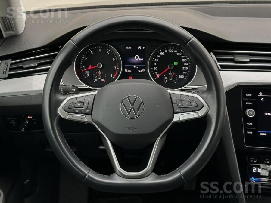 Pelēks Volkswagen Passat B8 2023 Rīga, ar dzinēja tilpumu 1.50 L un nobraukumu 56 tūkst. km par 22950 €, foto 23 vietnē AUTOMOTO.COM.LV